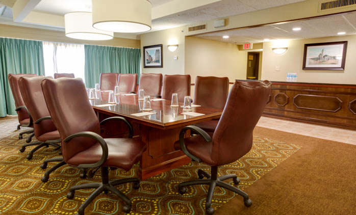 Drury Hotels - Pear Tree Inn St. Louis Convention Center Meetings Room