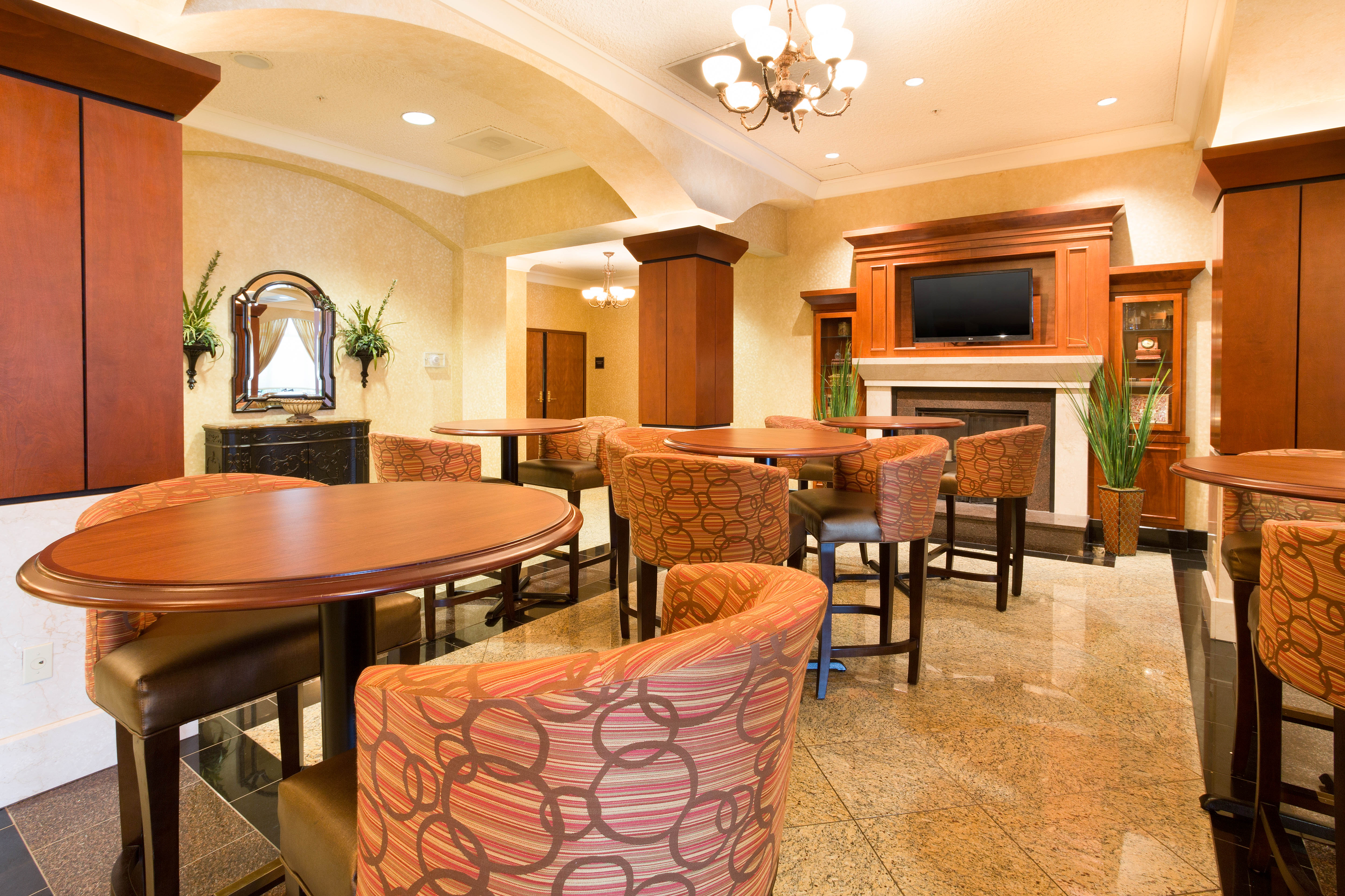 Drury Plaza Hotel St. Louis Chesterfield - Drury Hotels