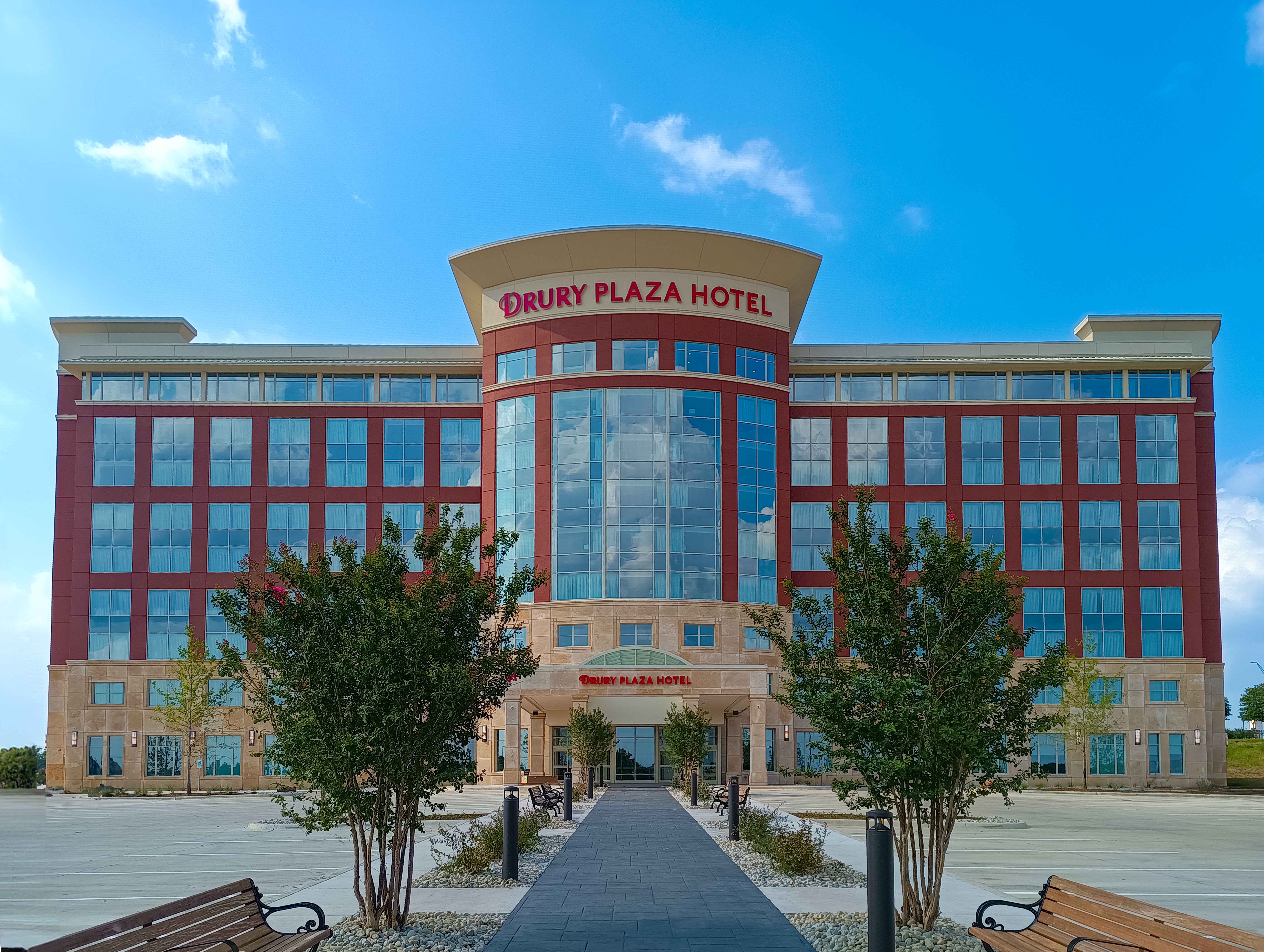 Drury Plaza Hotel Dallas Arlington - Drury Hotels